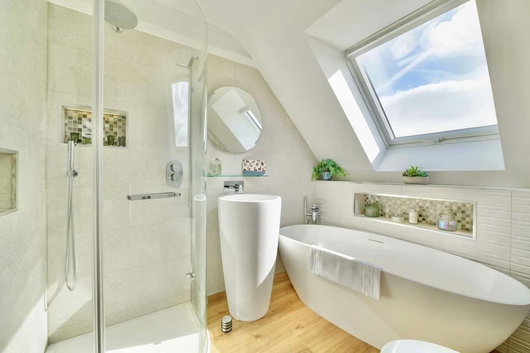 Top Hung/Fire Escape Roof Windows | Keylite Roof Windows